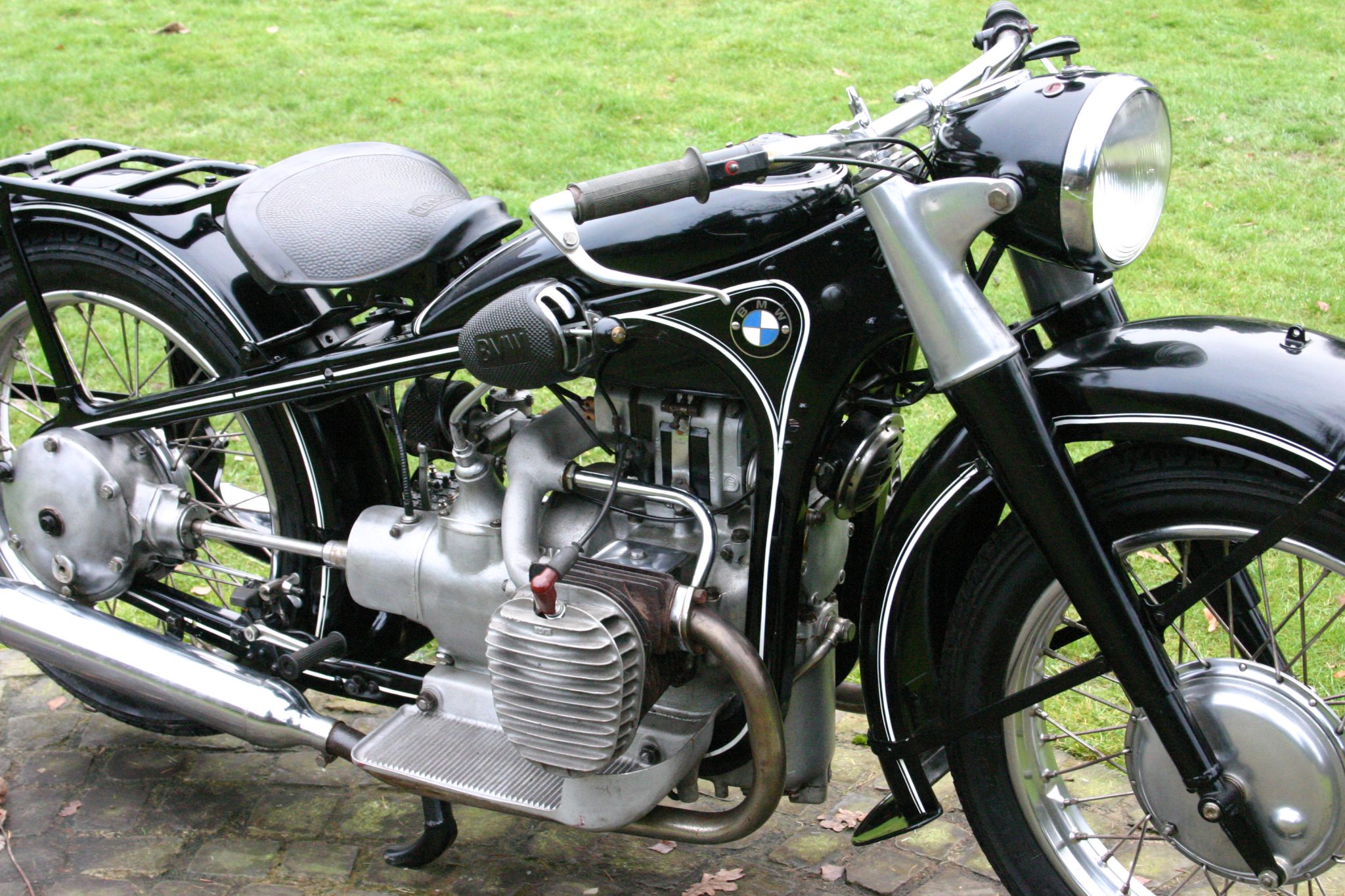 BMW – R73